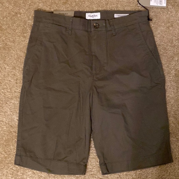 Goodfellow & Co | Shorts | Goodfellow Co Green Flatfront Shorts Nwt ...